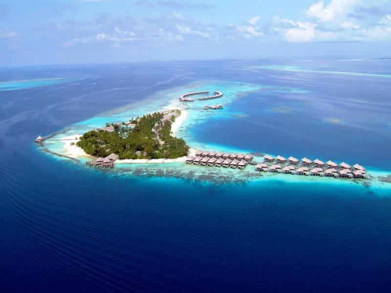9% discount-Coco Bodu Hithi Resort Maldives trip bahrain